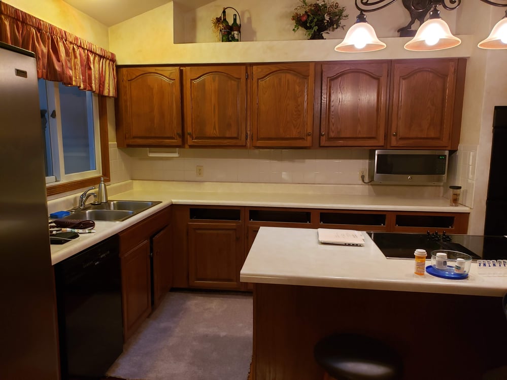 Crown Molding: Add a Custom Kitchen Look (Video)